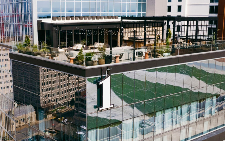 Harriet’s Rooftop – 1 Hotel Nashville – ClubZone